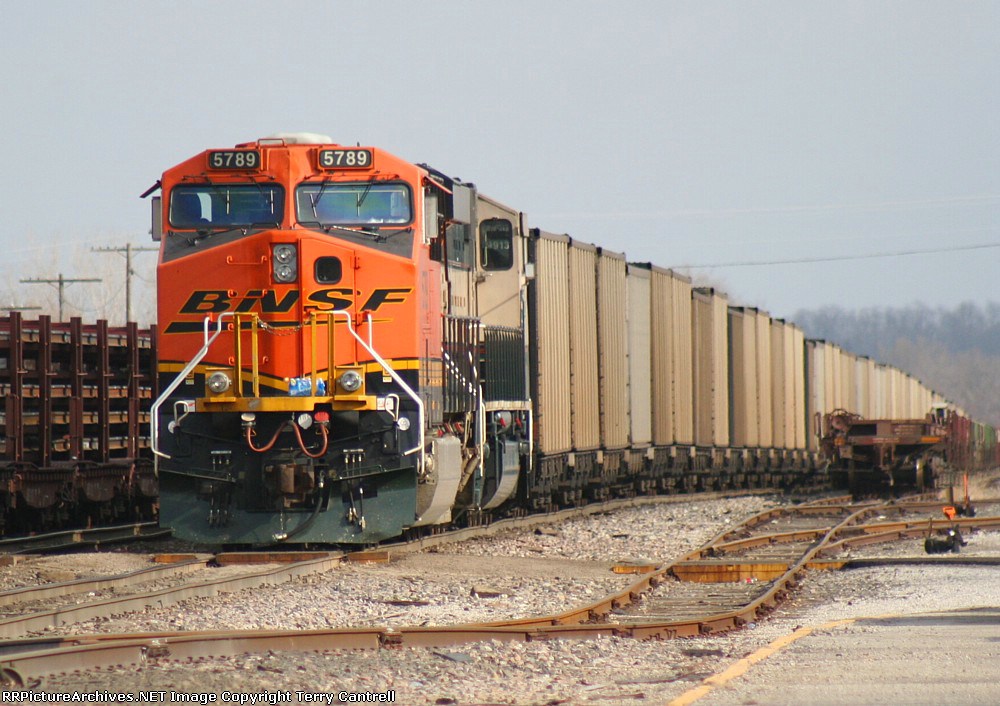 BNSF 5789